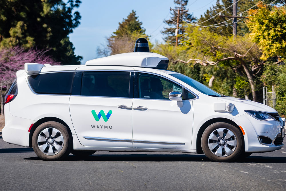 自動運転ウェイモが試験走行を再開、輸送部門のWaymo Viaも始動 | Forbes JAPAN 公式サイト（フォーブス ジャパン）