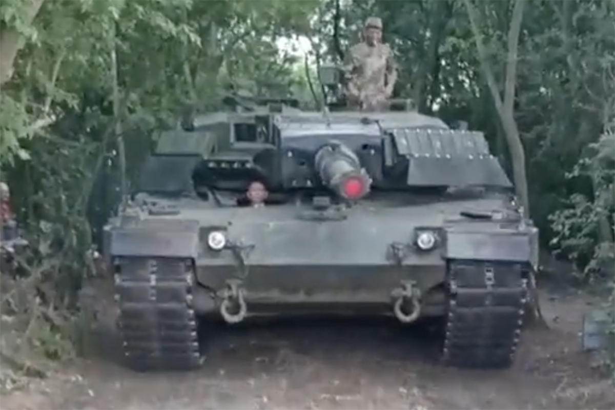 ウクライナ軍、30両のレオパルト2A4戦車が集結 | Forbes JAPAN 公式サイト（フォーブス ジャパン）