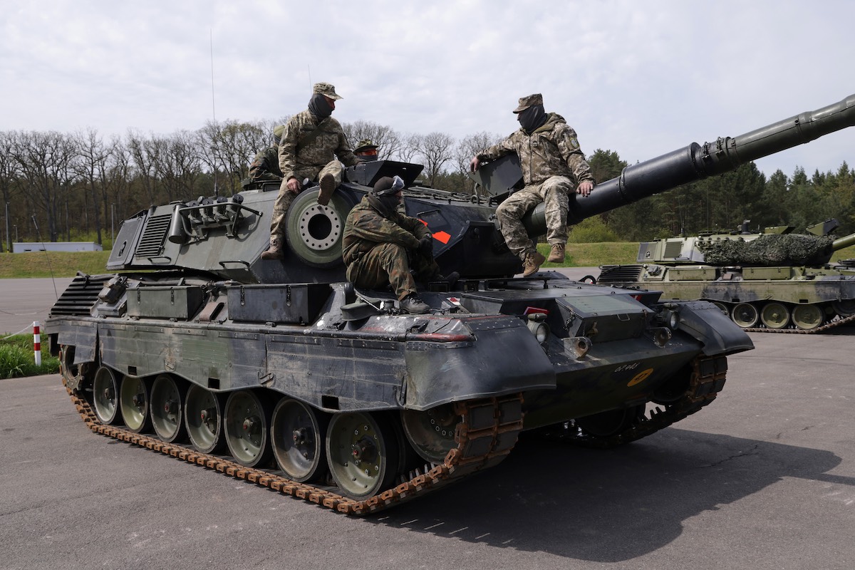 ウクライナ軍、レオパルト1A5戦車の装甲を強化中 | Forbes JAPAN 公式サイト（フォーブス ジャパン）