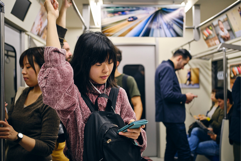 通勤電車のスマホ操作ランキング | Forbes JAPAN 公式サイト（フォーブス ジャパン）