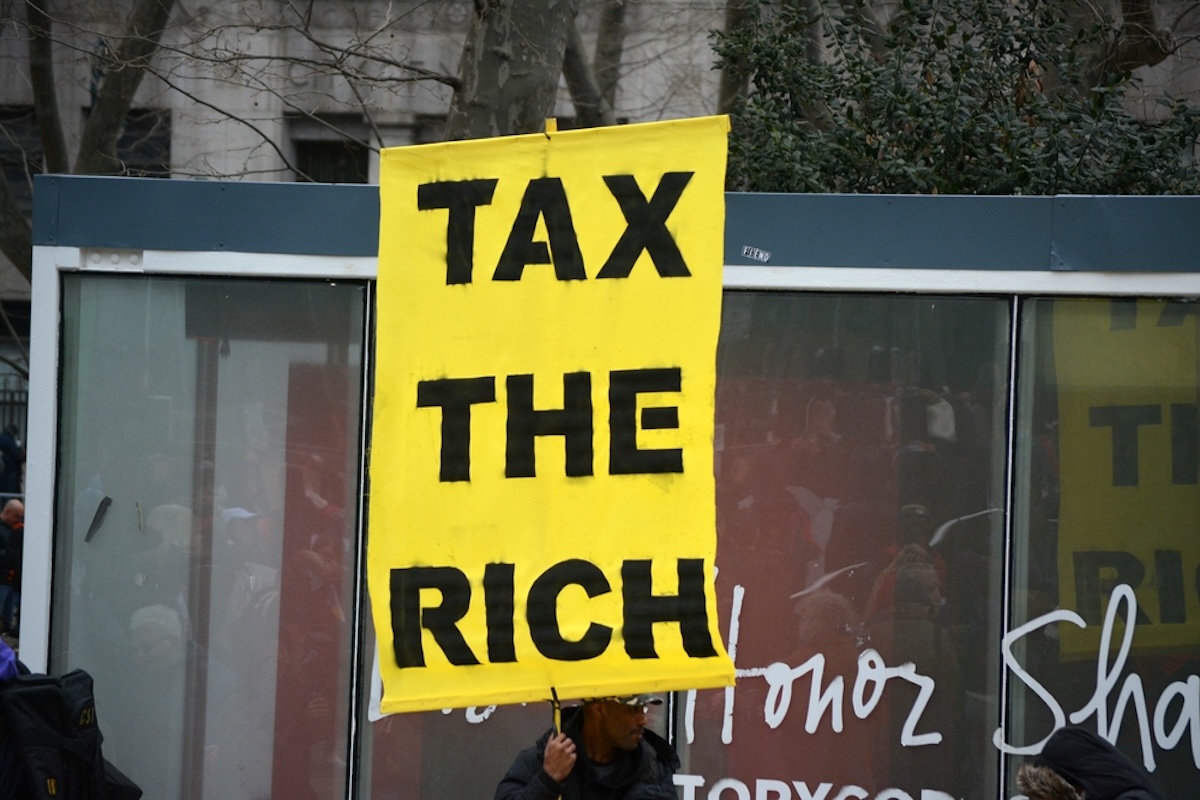 カリフォルニア州から逃げる富豪、物議醸す「5％の億万長者税」は成立するか | Forbes JAPAN 公式サイト（フォーブス ジャパン）